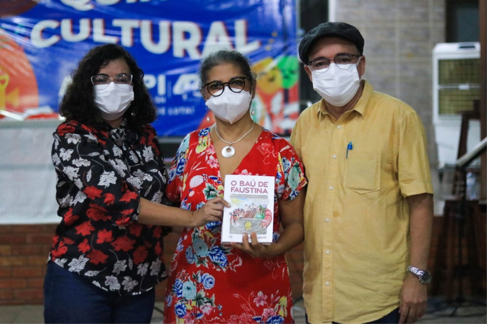 Projeto Quinta Cultural recebe o lançamento do livro “O Baú de Faustina ... Projeto Quinta Cultural recebe o lançamento do livro “O Baú de Faustina ...